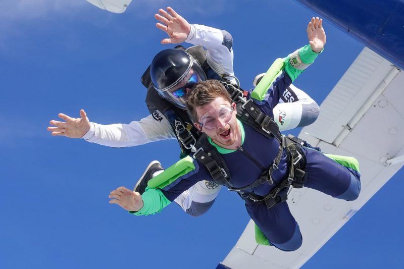 Skydiving NYC and Long Island | Long Island Skydiving Center